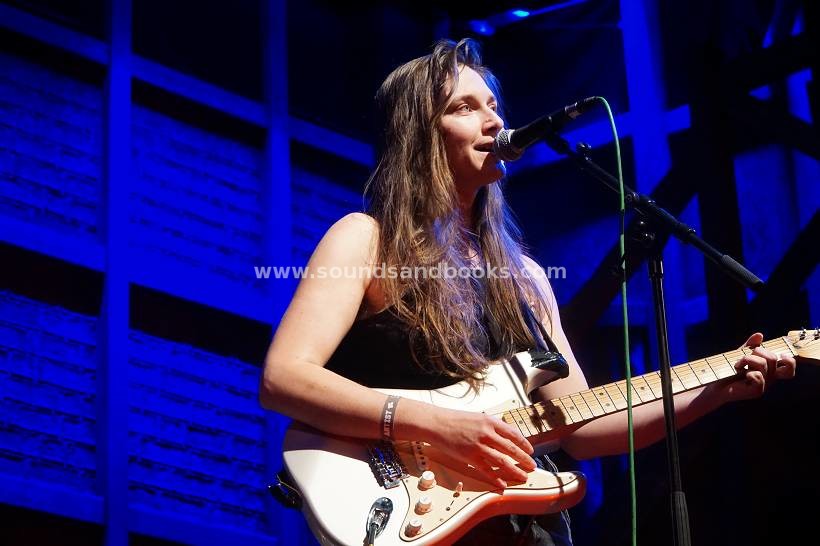 Reeperbahn Festival 2019 Molly Sarlé by Gerard Otremba - SOUNDS & BOOKS ...